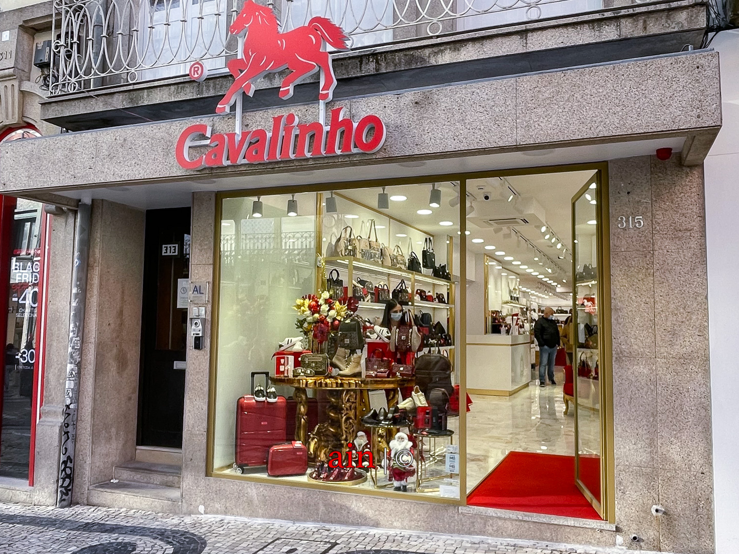 Marca Cavalinho abre loja na rua de Santa Catarina - Agência de ...