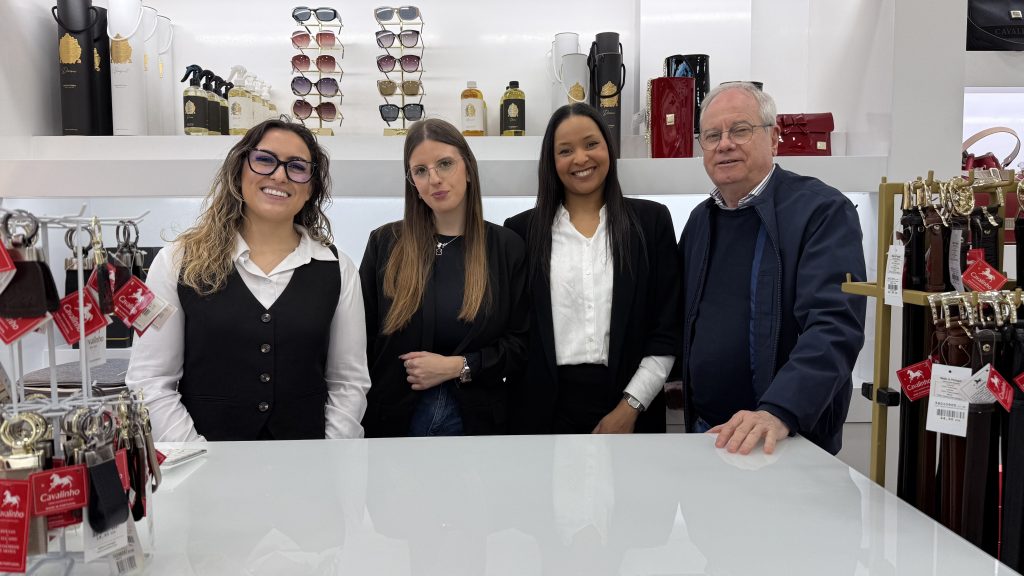 Cavalinho reabre loja no Maia Shopping após remodelação total - Agência ...